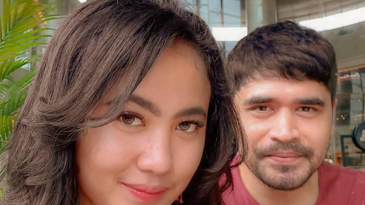 Rizky Hanggono Berstatus Duda, Ini 6 Potret Kemesraan Bersama Pacar ...