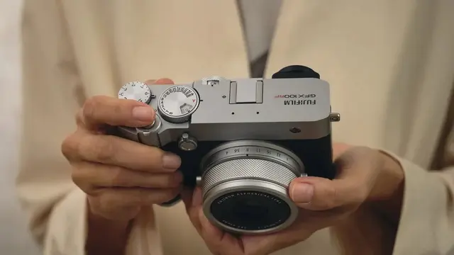 Fujifilm GFX100RF Resmi Meluncur! Kamera Medium Format Ringkas dengan Kualitas Gambar Superior ...