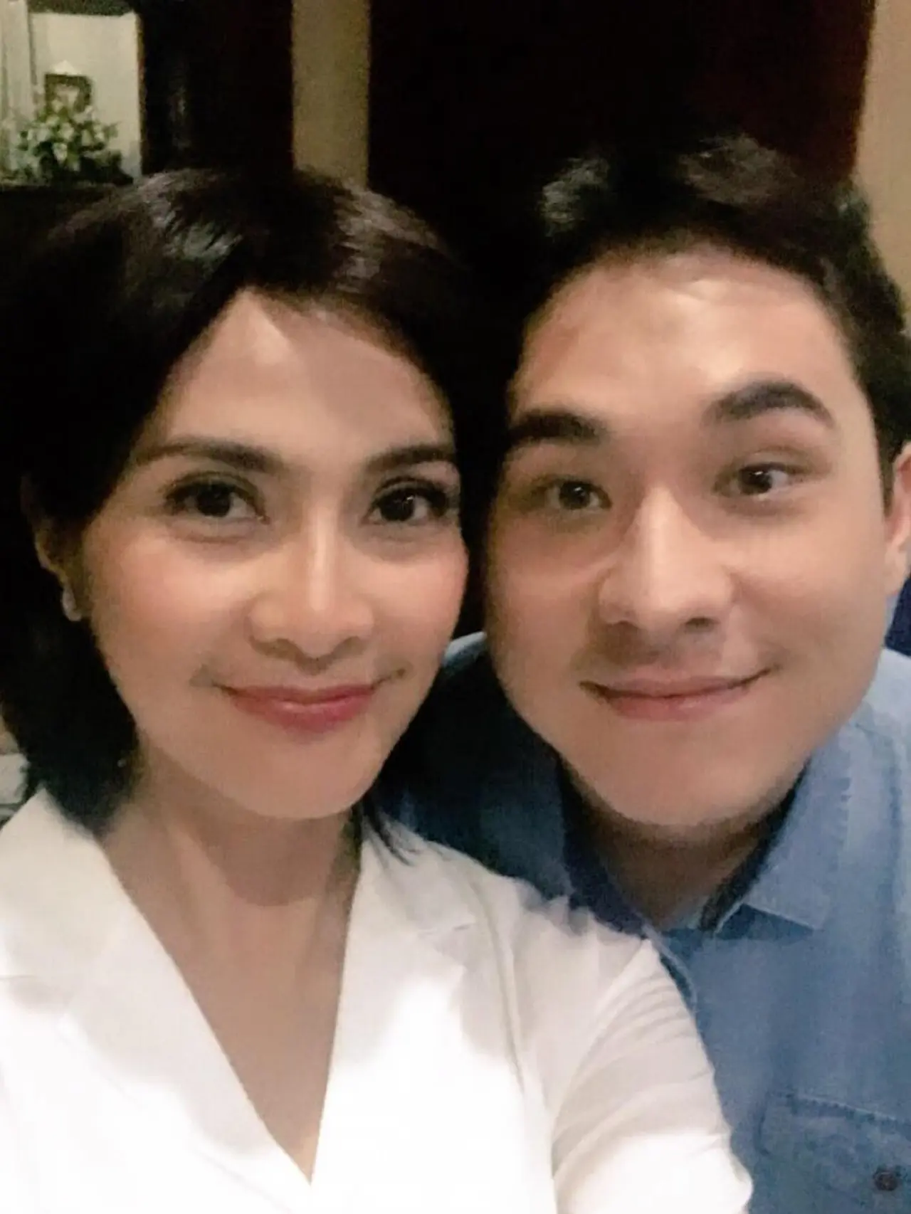 7 Aktris Usia 40-an Pamer Rambut Pendek Ini Makin Awet Muda, Titi Kamal Bak ABG - Hot Liputan6.com