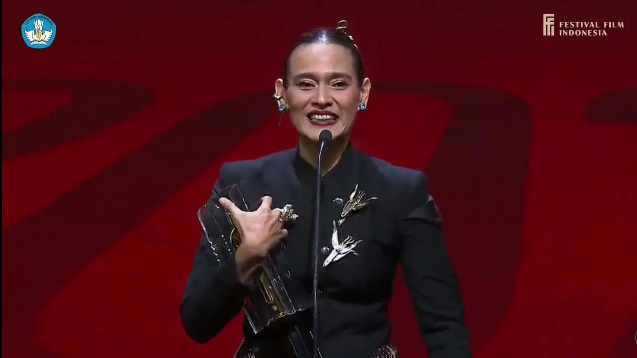 Sha Ine Febriyanti Meraih Piala Citra Pemeran Utama Wanita Terbaik FFI ...
