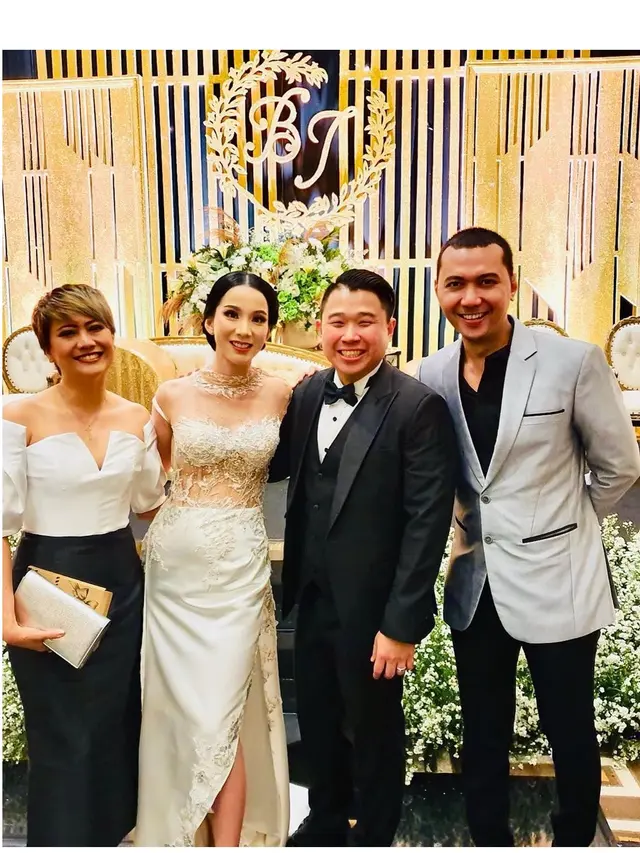 11 Tahun Menjanda, Ini 6 Momen Pernikahan Jill Gladys dan Billy ...