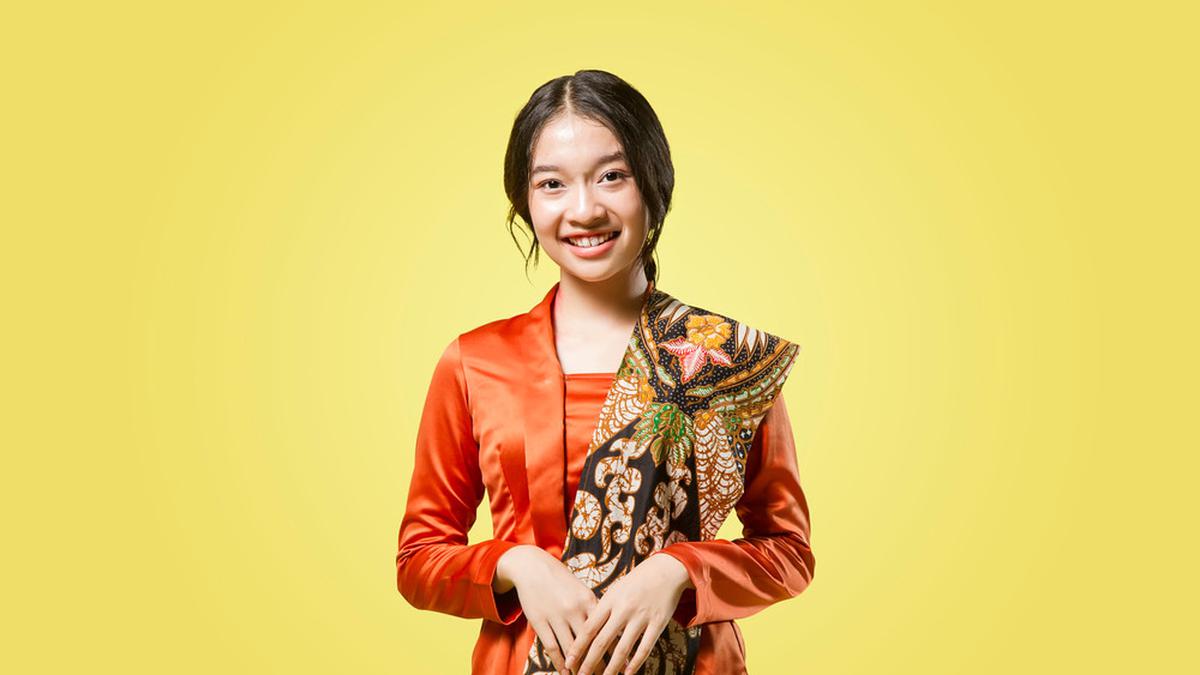 Ciri Khas Kebaya Jawa Timur Keanggunan Dan Keunikan Yang Memikat Fashion Fimela Com