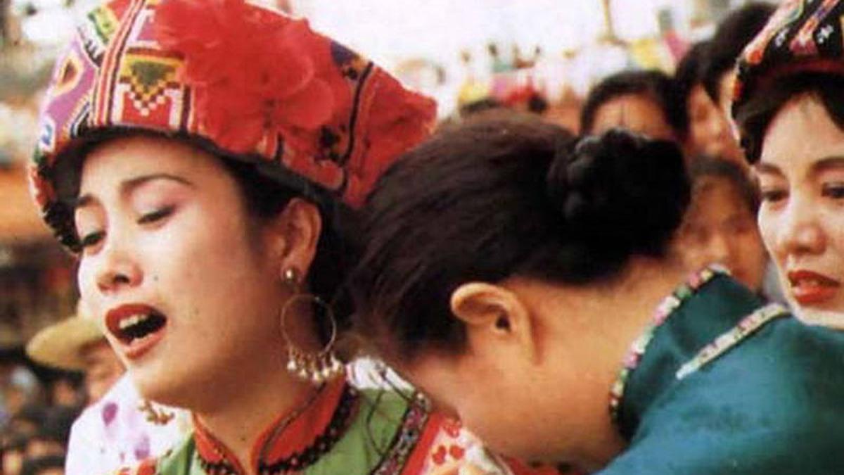 6 Tradisi Menyakitkan bagi Kaum Wanita di Berbagai Dunia - Citizen6 ...