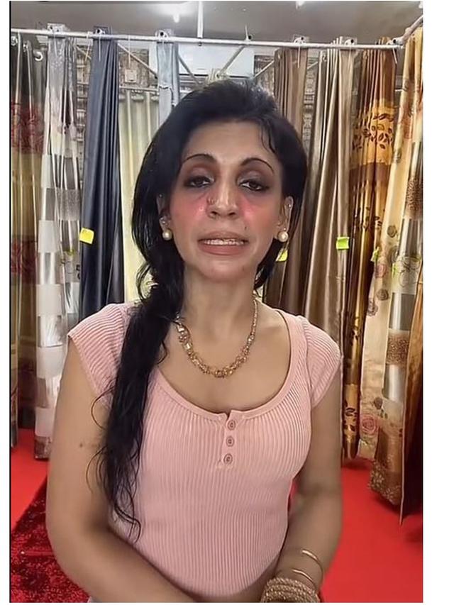 6 Potret Kak Jill TikToker Penjual Gorden yang Viral, Ternyata Adik ...