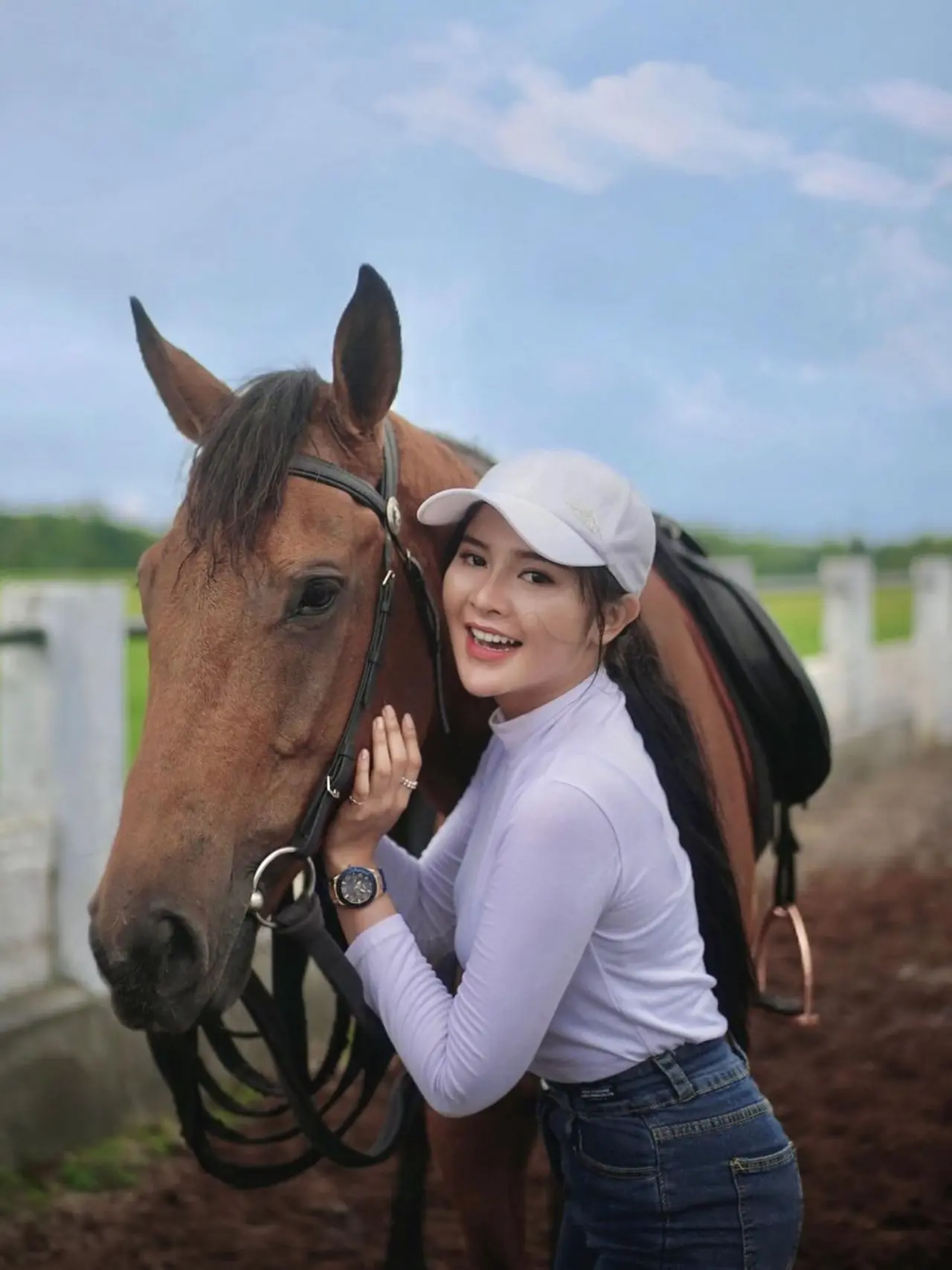 7 Potret Bella Bonita Pacar Denny Caknan yang Ternyata Jadi Model Video ...