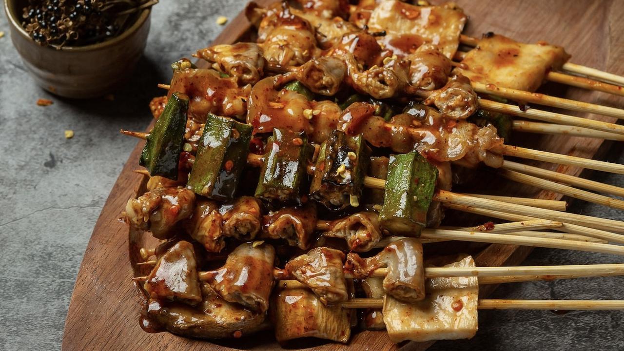 12 Makanan Khas Brunei Darussalam yang Wajib Dicoba: Dari Ambuyat ...