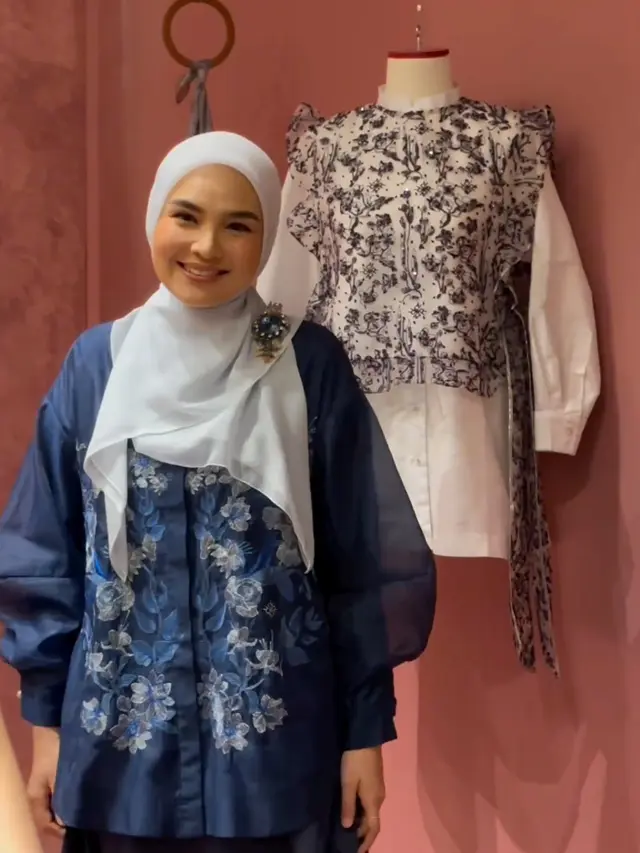 Eksplorasi Desainer Ria Miranda di Dunia Seni, Hadirkan Koleksi ...