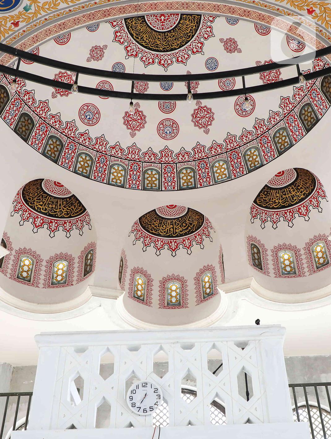 Pesona Masjid Jami Al Fajri, Replika Masjid Biru Turki yang Ada di ...