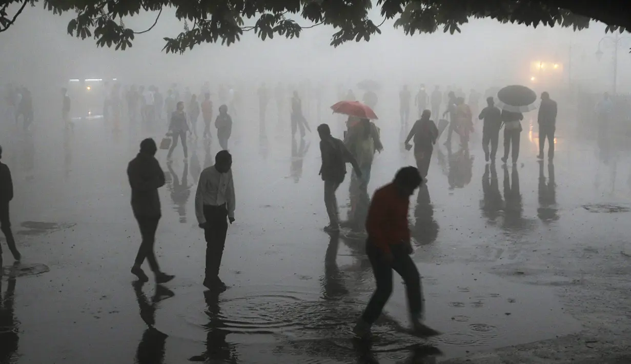 FOTO: Badai Debu Mematikan Terjang India, 77 Orang Tewas - Foto ...