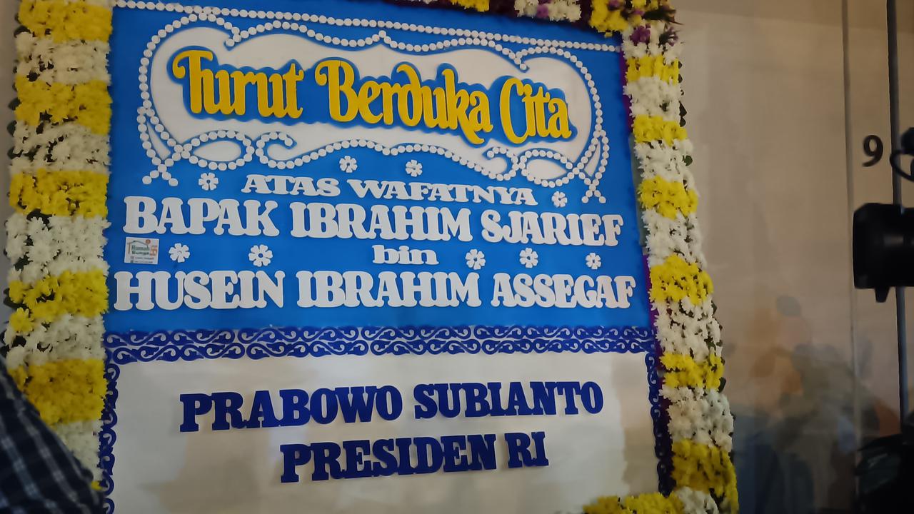 Prabowo Kirim Karangan Bunga Duka Cita untuk Ibrahim Sjarief Suami ...