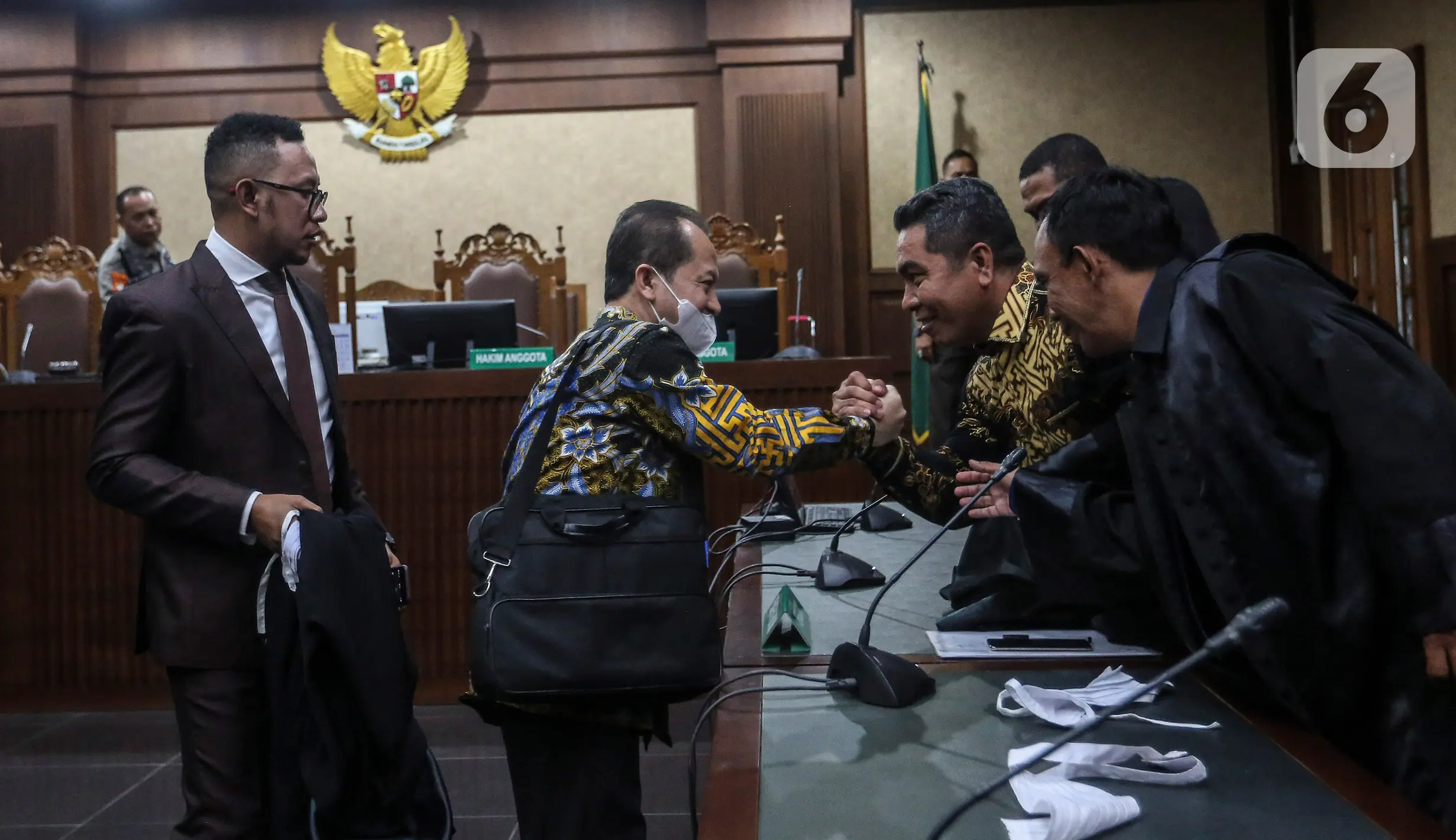 Hakim juga Tolak Eksepsi Yohan Suryanto Terkait Kasus Korupsi BTS ...