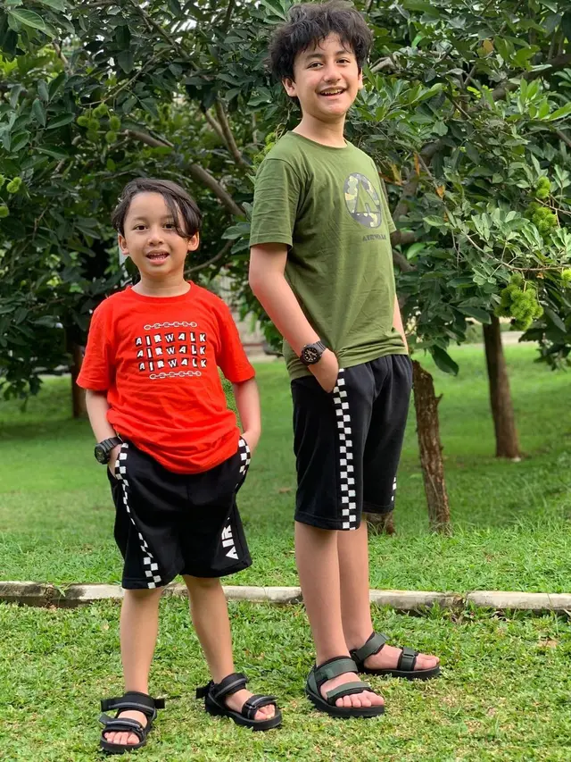 6 Potret Salim Shia, Anak Sulung Umar Syarief dan Corry Pamela - Hot ...