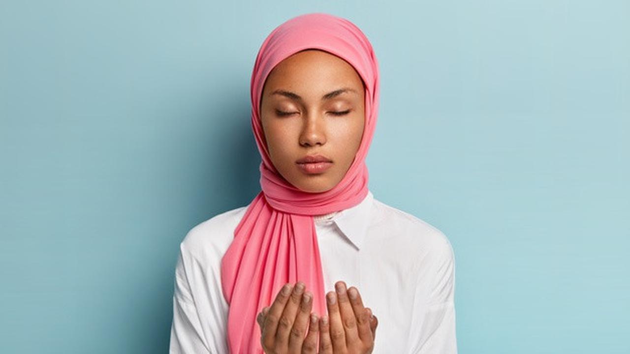 100 Quotes Islami tentang Ketenangan Hidup dengan Mengingat Allah