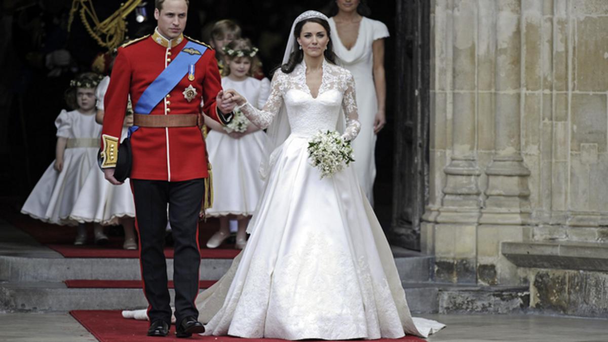 News Flash: Beginilah Baju Pengantin Kerajaan Inggris dari Masa ke Masa ...