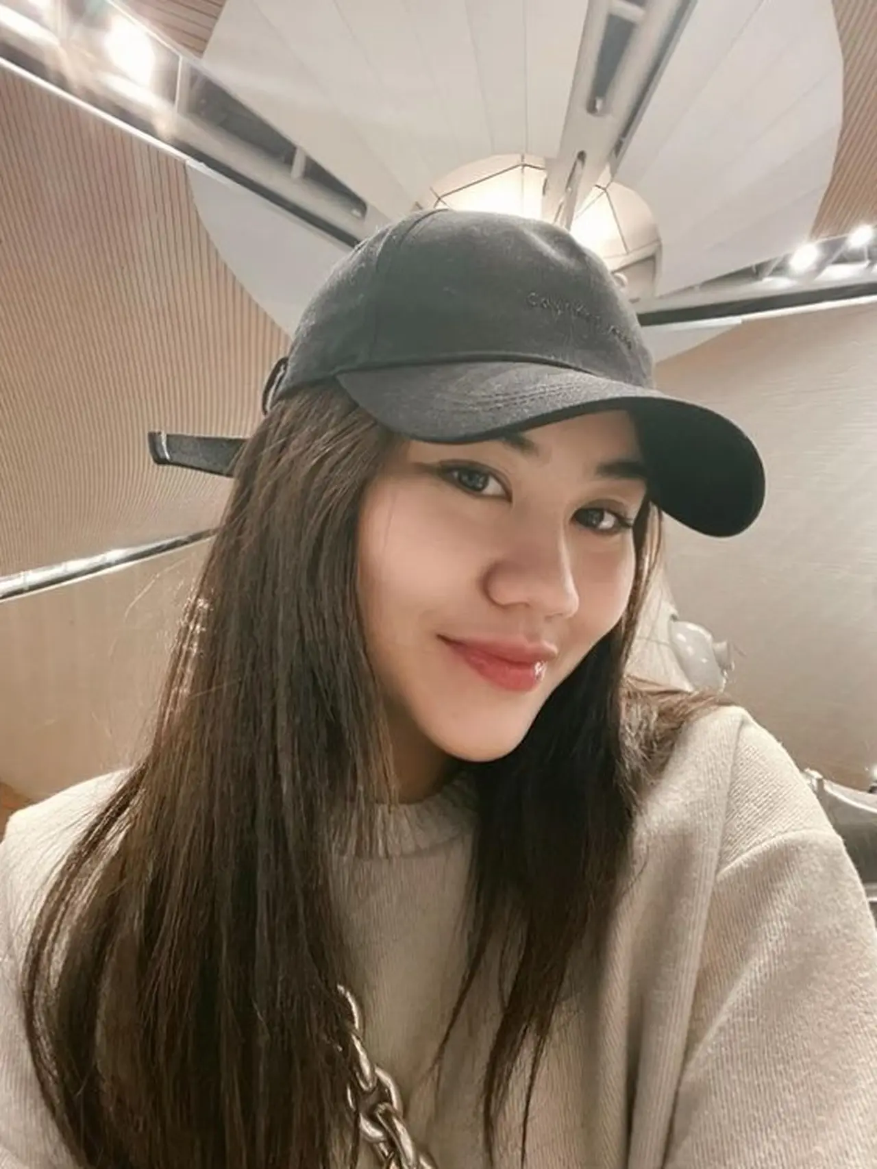 14 Potret Adu Gaya Cute Fuji An dan Aaliyah Massaid, Tampil Asik dengan ...