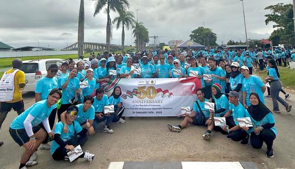 25 November 1984: Band Aid Rekam Lagu Do They Know It's Christmas untuk ...