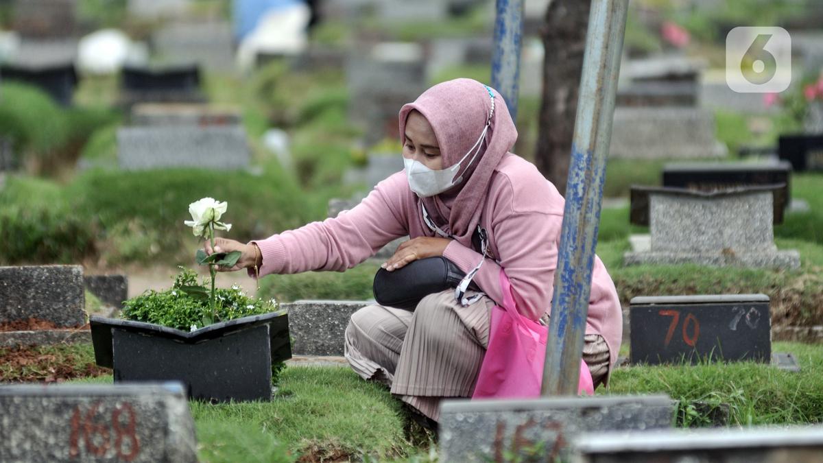 Doa Kubur Lengkap Tulisan Arab, Latin, Beserta Artinya untuk Umat Islam