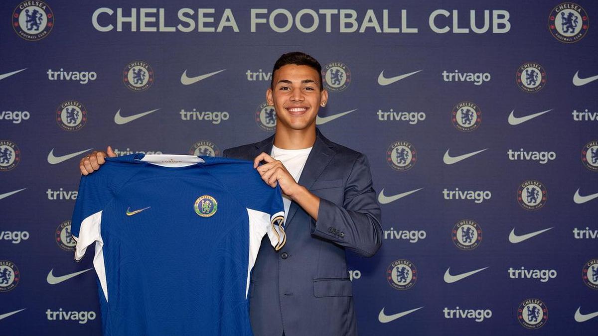 Deivid Washington Resmi Jadi Rekrutan Kesembilan Chelsea di Musim 2023/ ...
