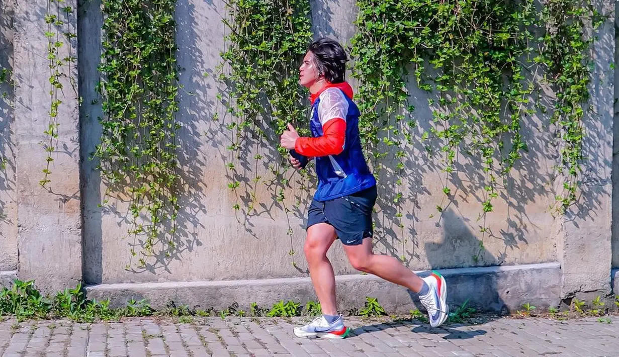 FOTO: Menang Tinju Lawan Winson Reynaldi, Ini Deretan Olahraga El Rumi ...