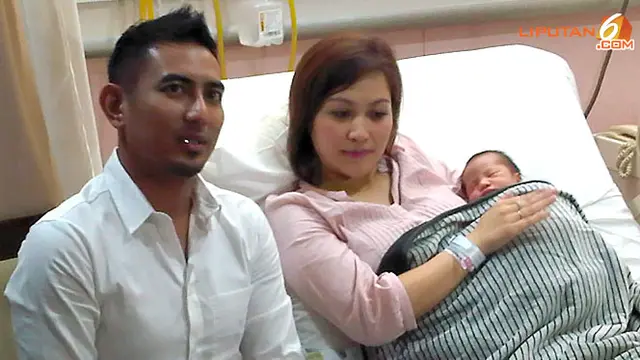 Lahirkan Anak Kedua, Istri Rio Febrian Pilih Operasi Caesar - ShowBiz Liputan6.com