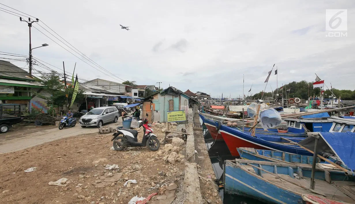 FOTO: Menengok Progres Pembangunan Tanggul Pantai Kamal Muara - Page 1 ...