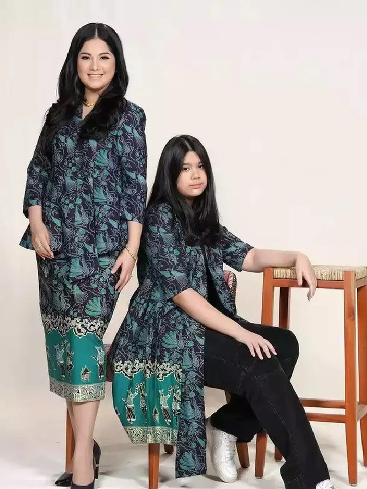 Tampil Cantik di Pemotretan, Ini 7 Potret Memesona Almira Yudhoyono Anak Annisa Pohan ...