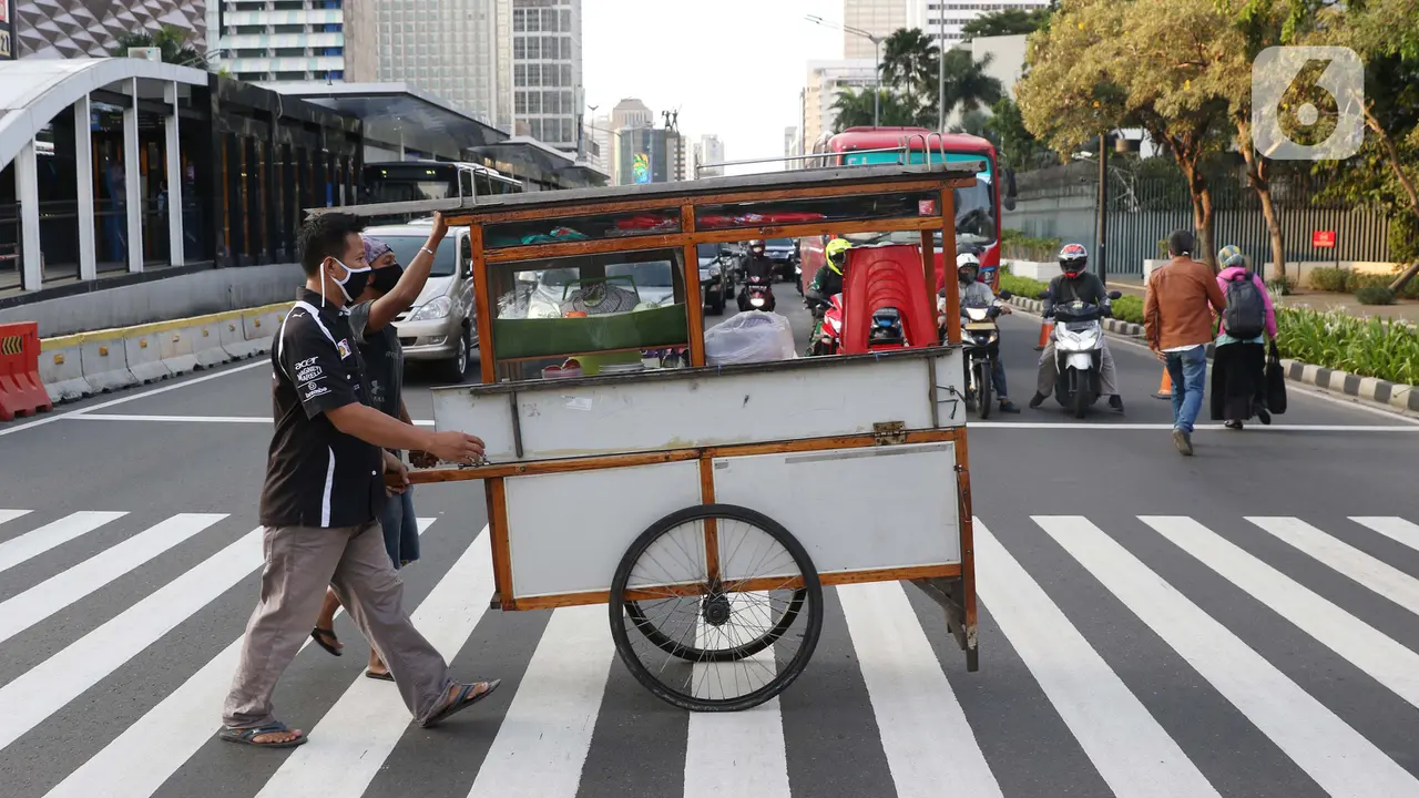 Indonesia Resmi Resesi Ekonomi, Bakal Berlanjut ke Depresi? - Bisnis ...