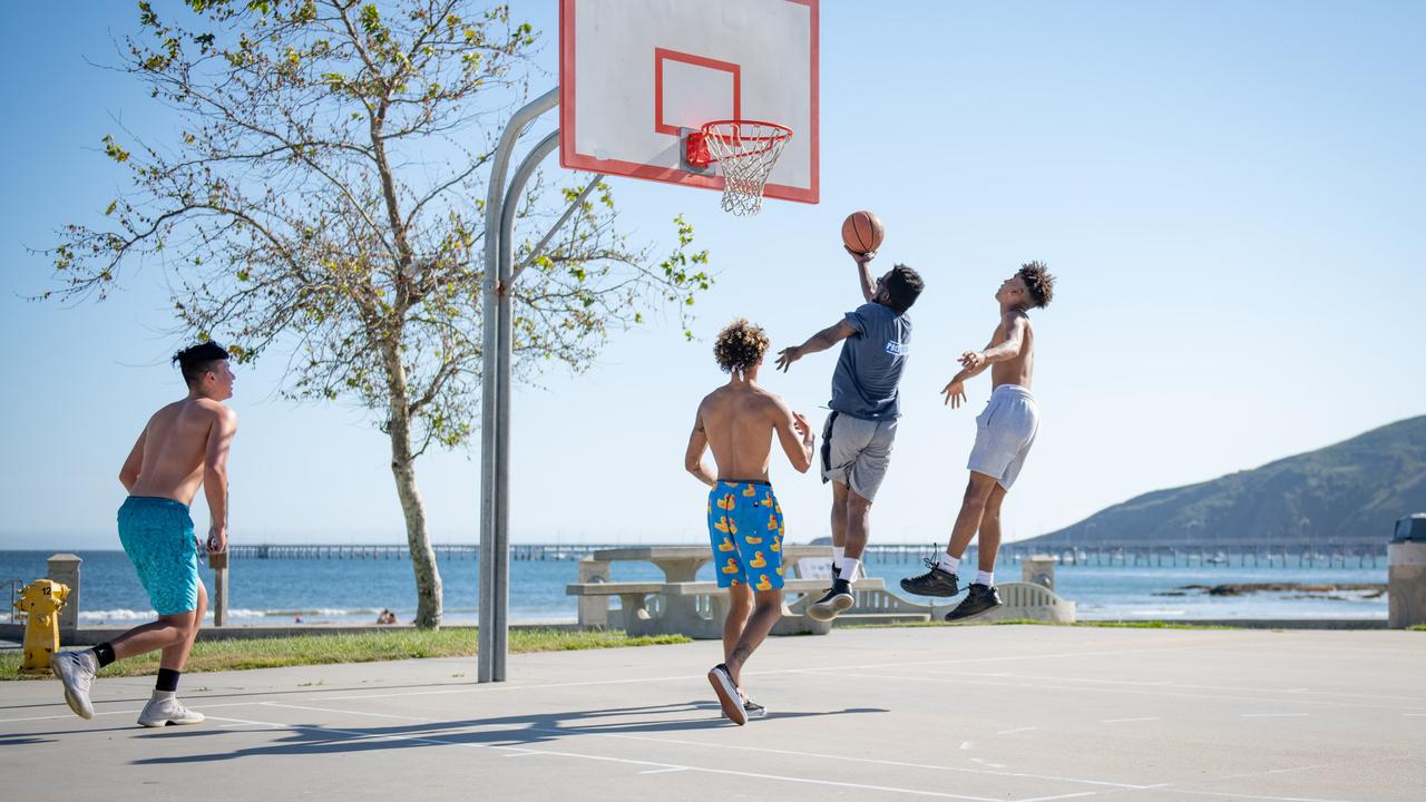 Cara Melatih Teknik Pivot dalam Basket