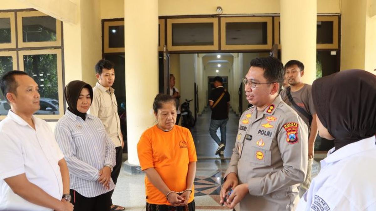 Nenek 4 Cucu di Bangkalan Digiring ke Mapolres Bangkalan karena Simpan Sabu Siap Jual - Regional ...