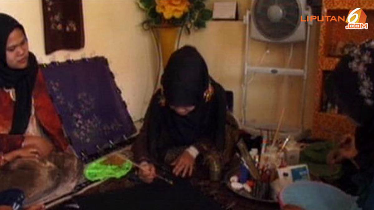 [VIDEO] Yuk! Percantik Diri dengan Kerudung Lukis Aceh - Ramadan ...