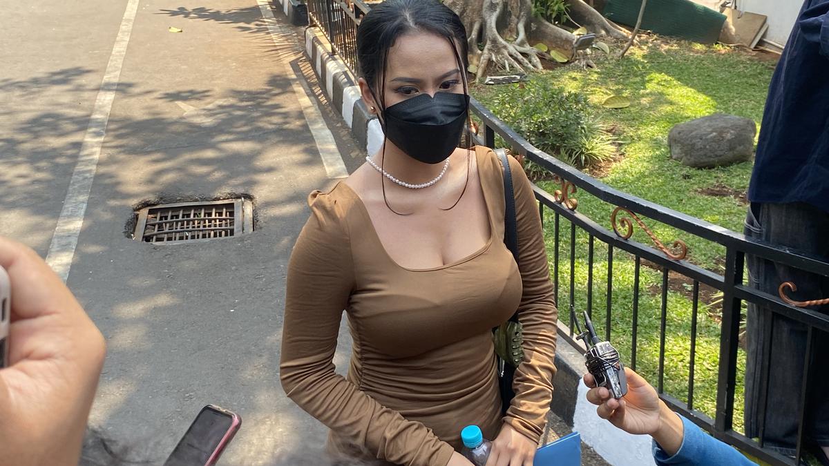 Siskaeee Penuhi Panggilan Polisi, Bawa Bukti Terkait Kasus Rumah Produksi Film Porno Jaksel ...