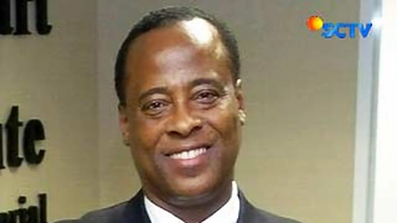 Dokter Pribadi Jackson Akan Disidang Hari Ini - ShowBiz Liputan6.com