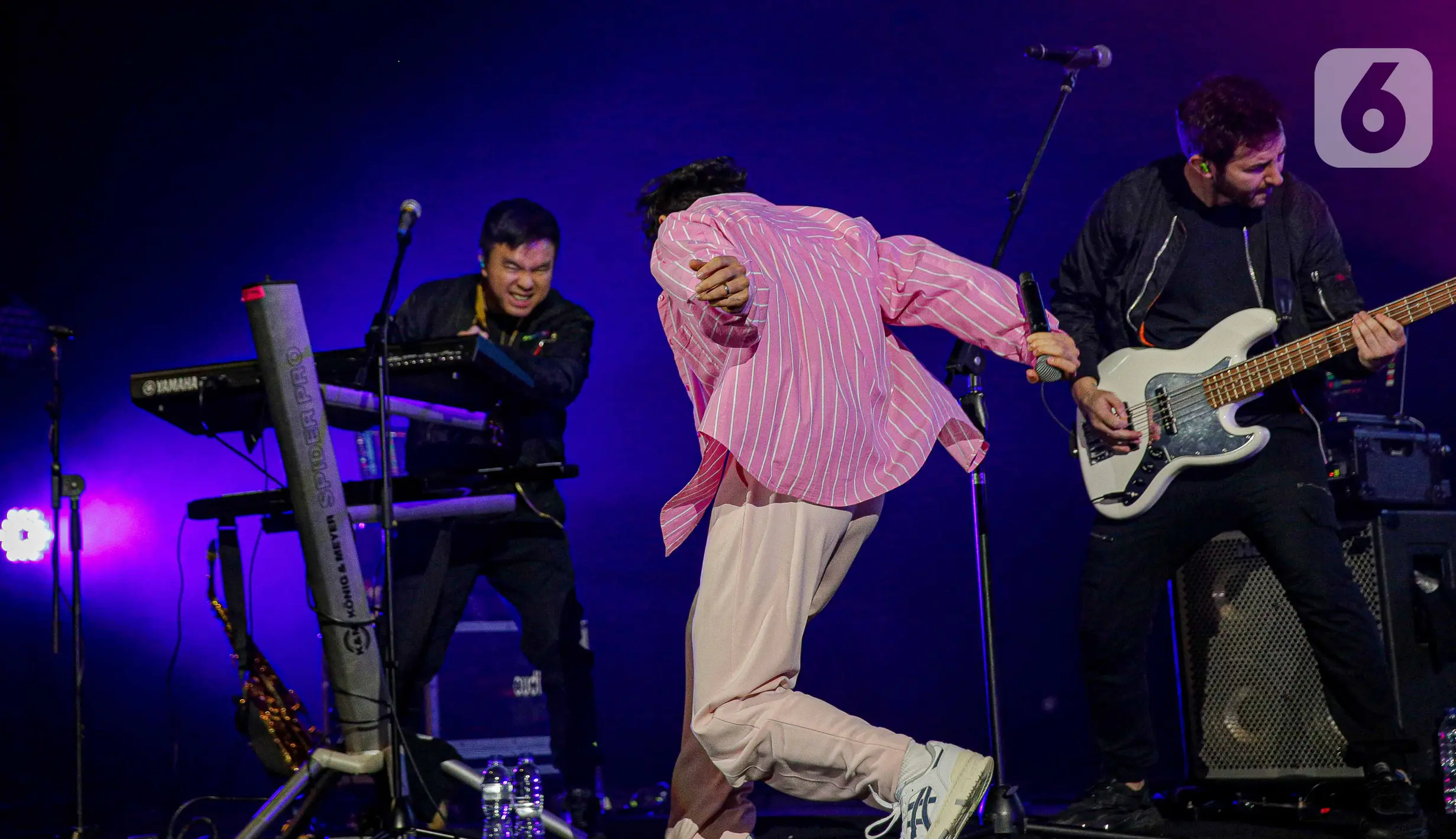 MAX Tampil Enerjik di Hari Kedua Java Jazz Festival 2023 - Foto ...