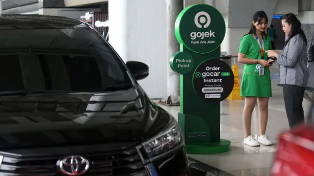 Permintaan Layanan GoCar Meningkat, GoCar Luxe Instant Hadir di ...