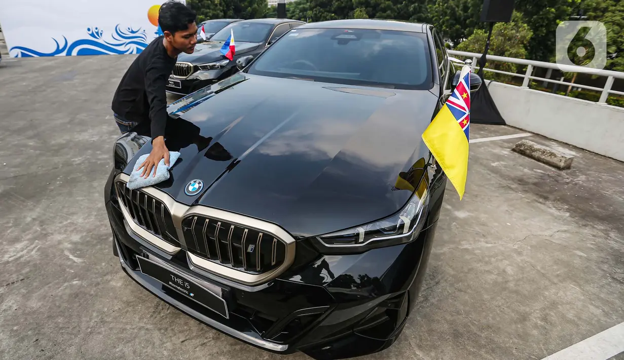 Deretan Mobil Listrik Mewah Untuk Delegasi KTT WWF Bali - Foto Liputan6.com