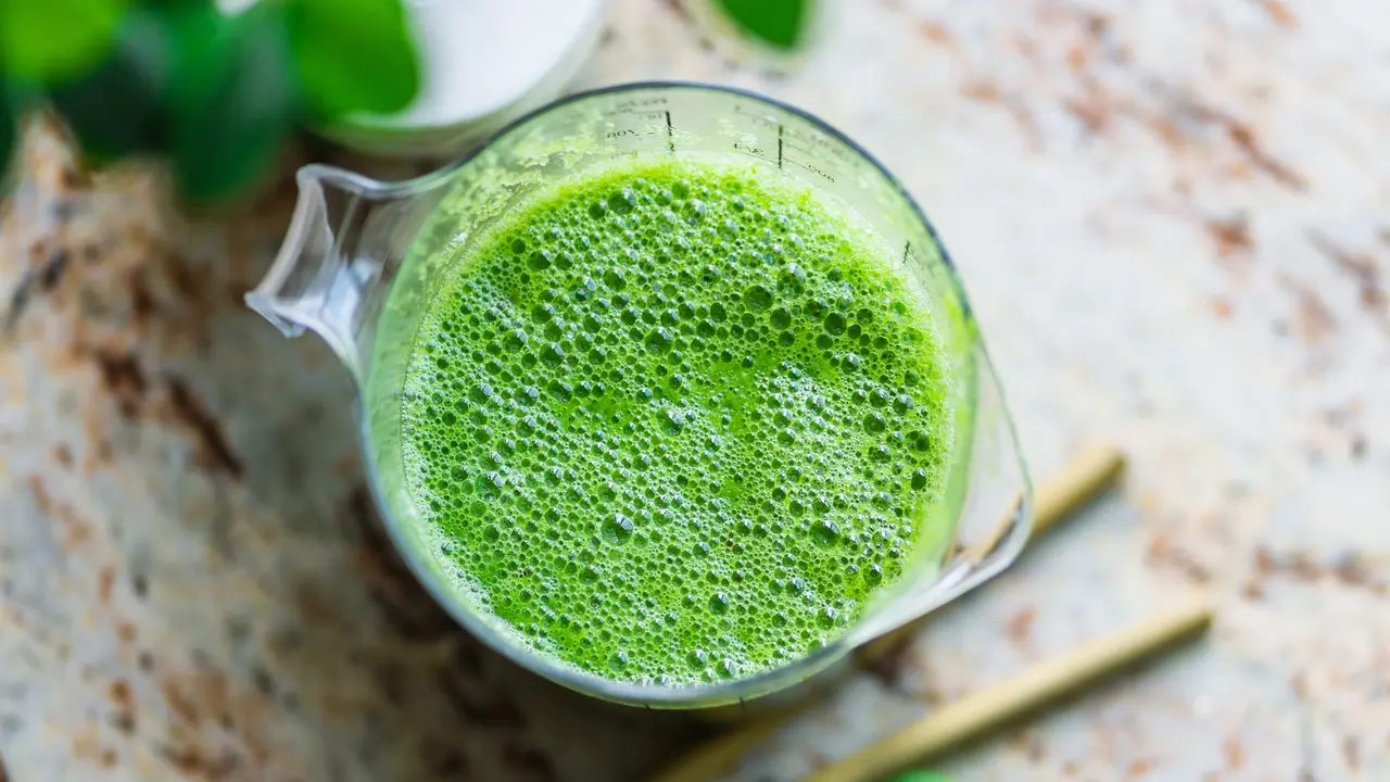 10 Manfaat Jus Seledri dan Timun, Segar dan Bisa Bantu Detoks Tubuh ...