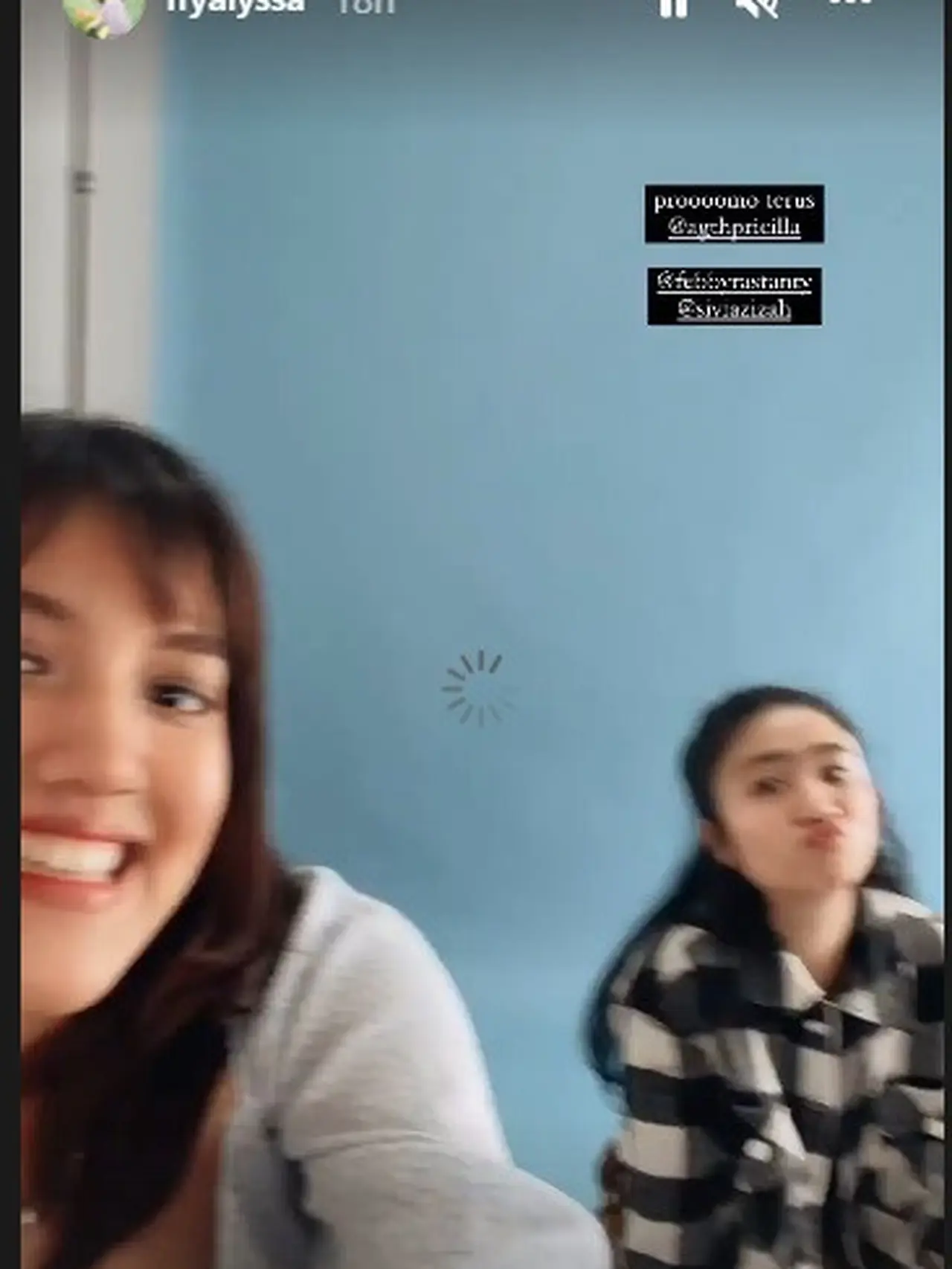 6 Potret Reuni Girlband Blink Setelah 5 Tahun Bubar, Nyanyikan Lagu ...