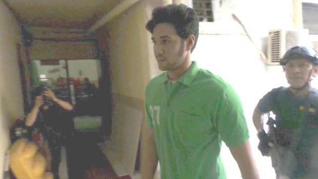 6 Potret Lawas Ammar Zoni Kala Ditangkap Tahun 2017, Kini Kembali Terjerat Narkoba - Hot ...