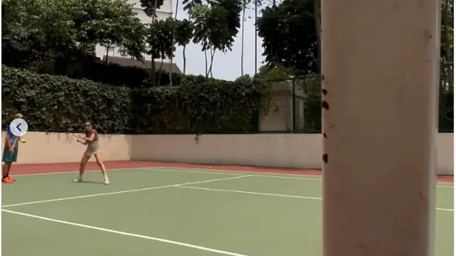 6 Potret Estelle Linden Kembali Main Tennis Pasca Melahirkan, Banjir ...