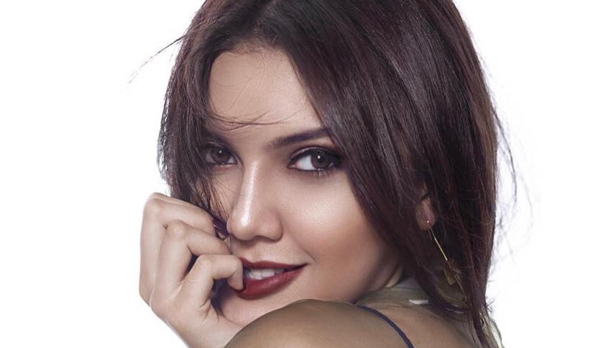 Lama Tak Muncul, Ini 8 Potret Cantik Alexa Key - Photo Fimela.com