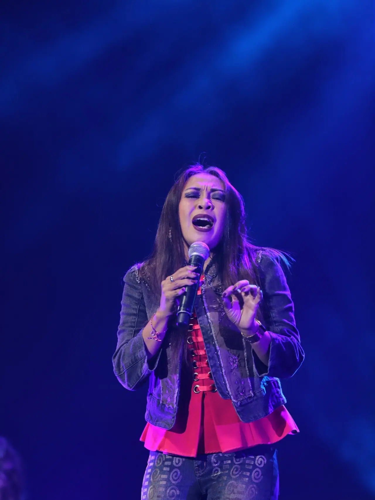 Trie Utami Rilis Album Baru di Tengah Pandemi Corona Covid-19 - ShowBiz ...