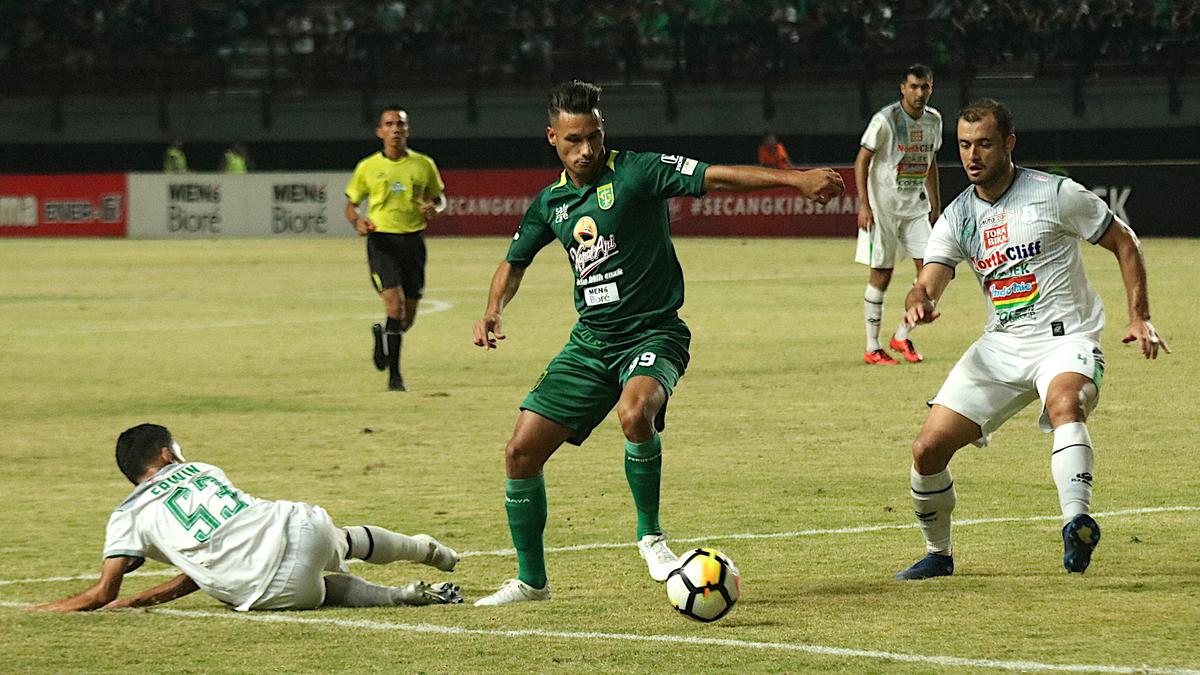 Kesan Raphael Maitimo Setelah Menjalani Debut di Persebaya