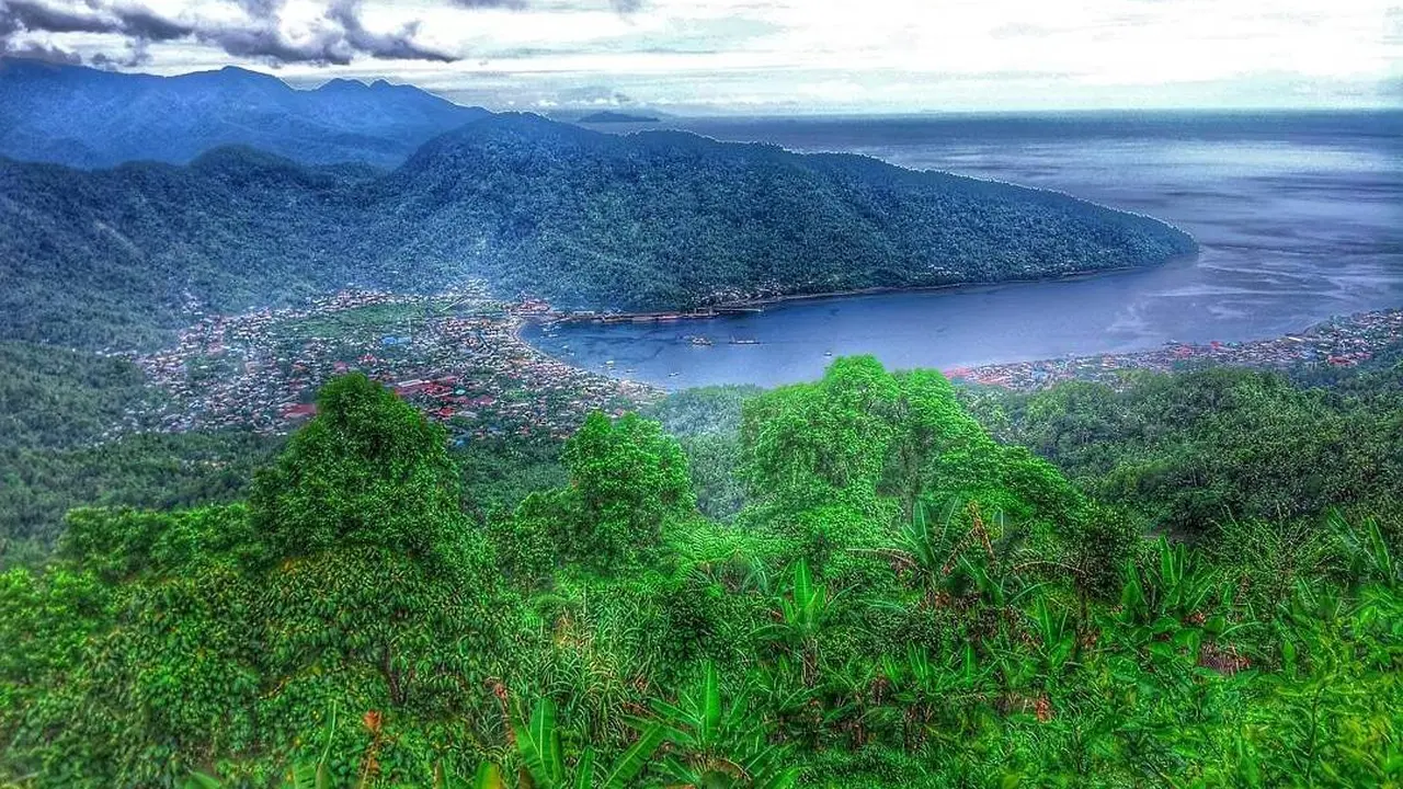 6 Fakta Menarik tentang Kepulauan Sangihe, Punya Gunung Api di Bawah ...