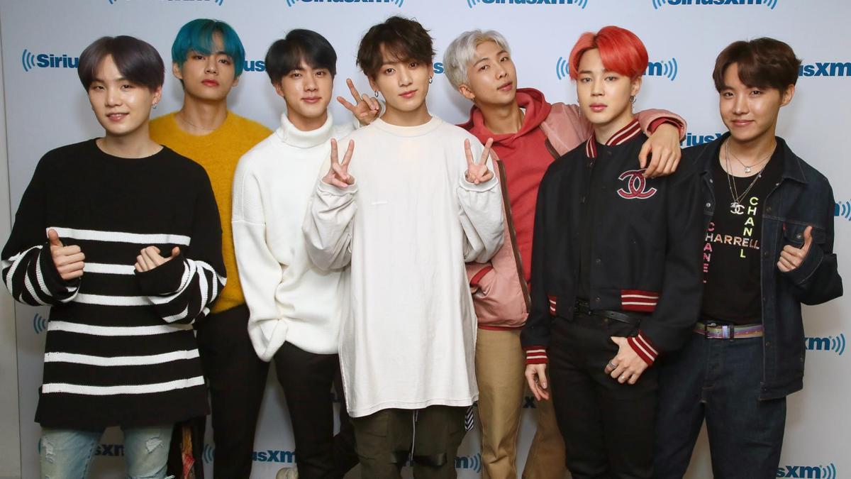 Tips Perawatan Wajah Glowing Member BTS yang Bisa Diikuti - Beauty ...