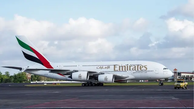 Fakta-Fakta Armada Emirates A380, Pesawat Terbesar di Dunia yang Layani ...