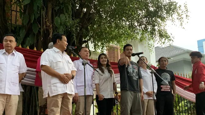 Pakai Baju Bergambar Prabowo, Kaesang Pangarep: Saya Ngefans - News ...