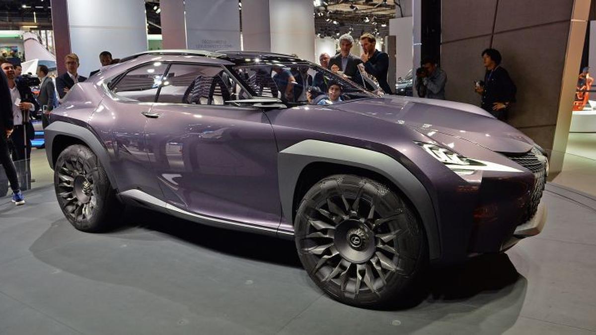 Lexus UX, Crossover Masa Depan yang Punya Tampang Sangar