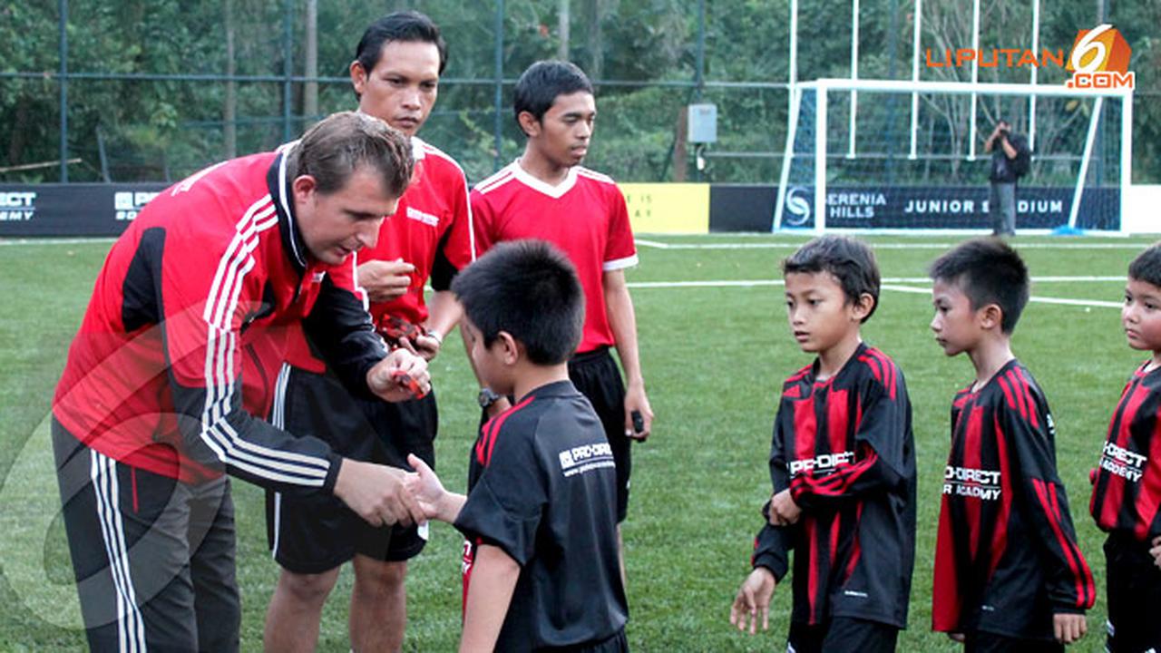 Pro-Direct Soccer Academy Dibuka di Indonesia