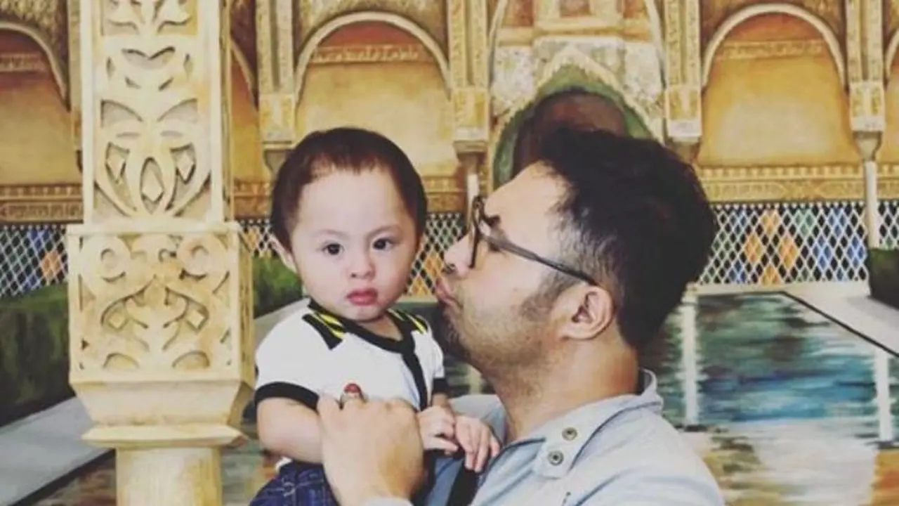 Dirawat 2 Hari di Rumah Sakit, Putra Surya Saputra Diizinkan Pulang ...