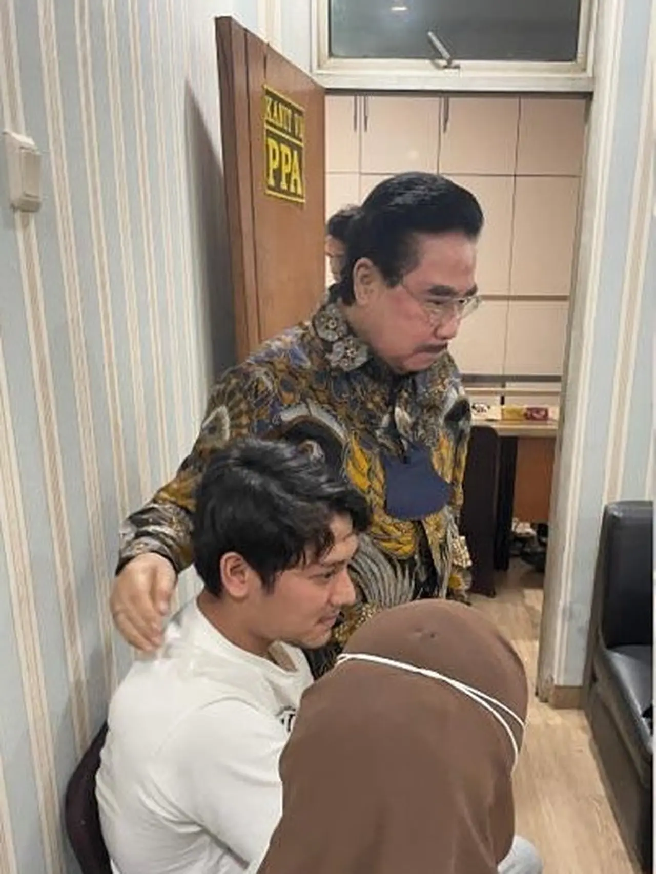 Hotma Sitompul Meninggal Dunia, Ini 7 Potret Kenangannya - Hot Liputan6.com